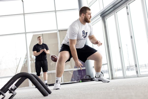 Travis Sinclair ’22 Looks to Break New Ground for Bethel in the NFL ...