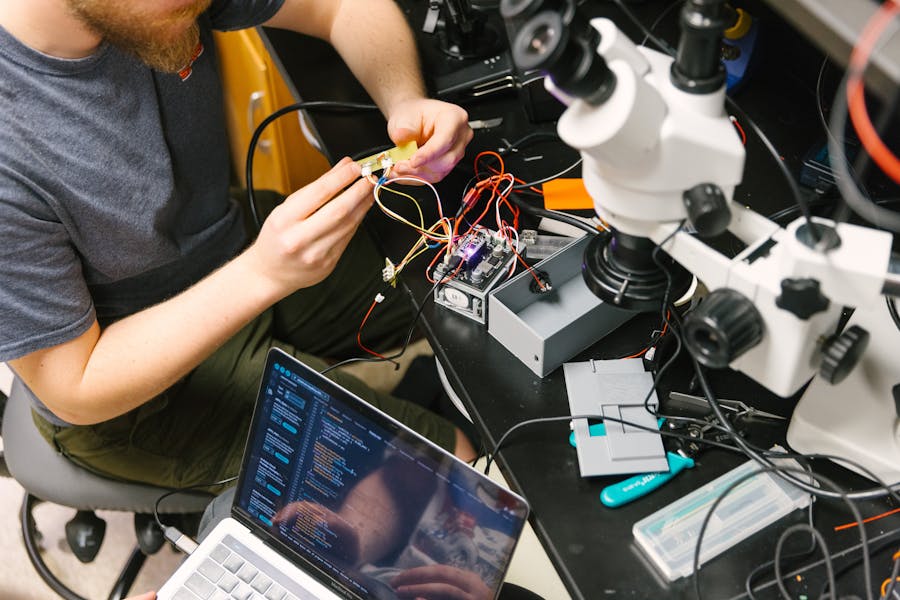 Electrical Engineering Major | B.S. in Electrical Engineering | Bethel ...