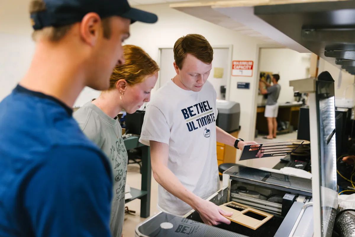 Mechanical Engineering Major | B.S. in Mechanical Engineering | Bethel ...